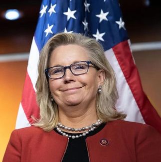 January 2, 2025 - Joe Biden awards Bennie Thompson and Liz Cheney with ...